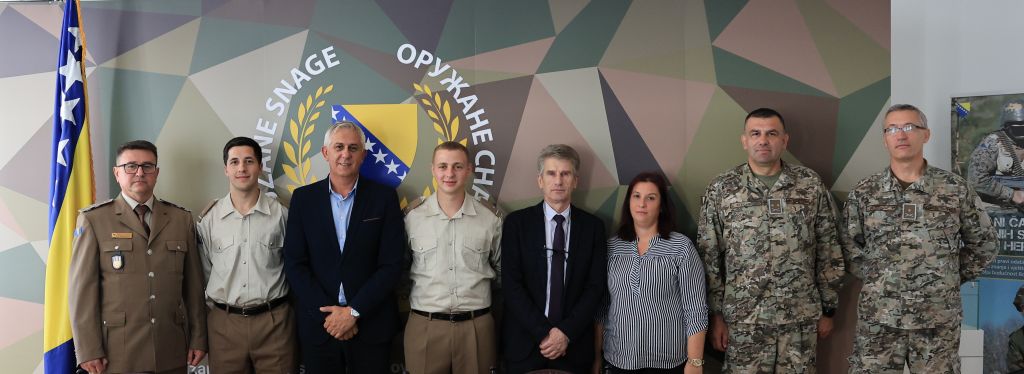 OS BIH bogatije za dva nova oficira školovana na Vojnoj akademiji u ...